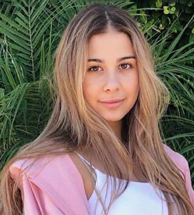 Emily Alexander's Instagram, Twitter & Facebook on IDCrawl